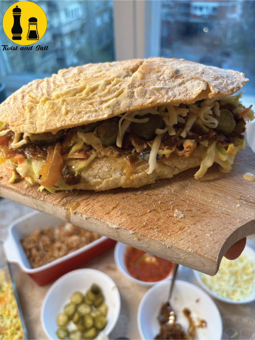 Sendvič sa cepkanom svinjetinom u ćabati - Twist and Salt